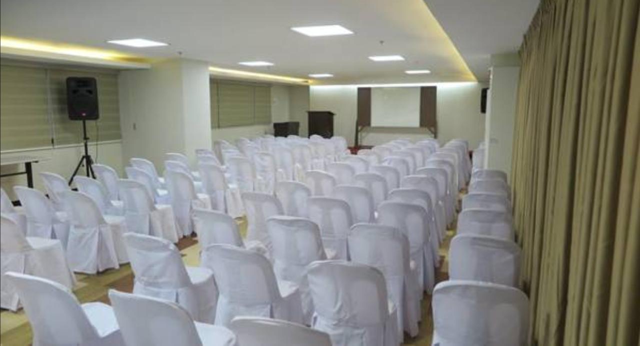 CEBU CENTURY PLAZA HOTEL, CEBU
